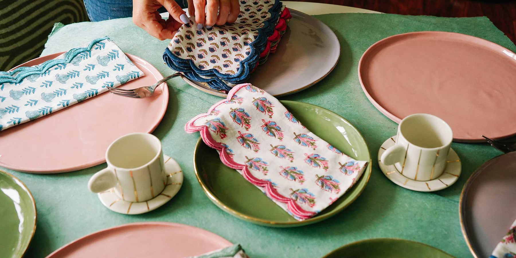 Last Chance – Studio Wallflower